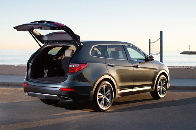 Hyundai Santa Fe 2013, ahora con seis ó siete plazas - Periodismo del Motor