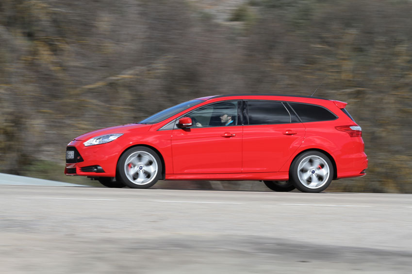 PRUEBA: Ford Focus ST Sportbreak - Periodismo del Motor