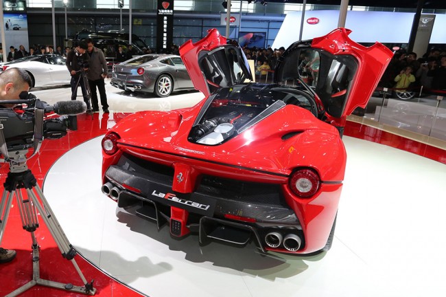 Ferrari LaFerrari, 963 CV para la ‘macchina’ definitiva - Periodismo ...