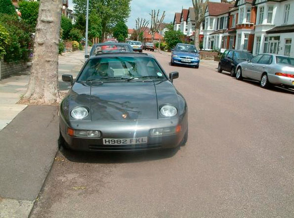 La prueba de que la matrícula ‘H982 FKL’ del Porsche 928 de Clarkson ...