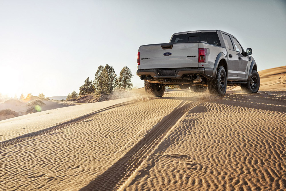 Ford F-150 Raptor 2016, el más bruto del Salón de Detroit - Periodismo ...
