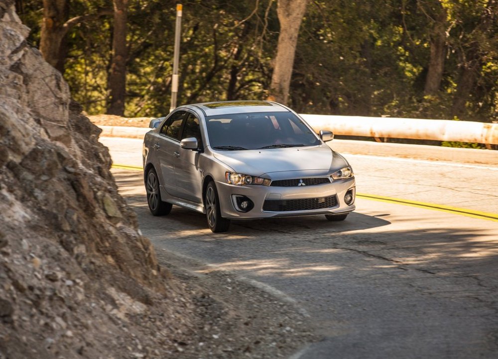 Mitsubishi Lancer 2016: restyling para el mercado americano ...