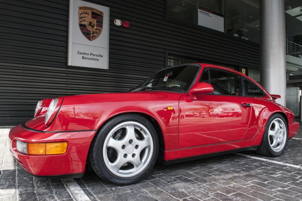 Abre sus puertas el primer Porsche Classic Partner en España ...