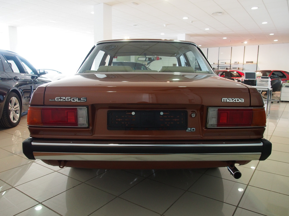 A la venta en España dos Mazda de 1980 y 1990 sin estrenar - Periodismo ...
