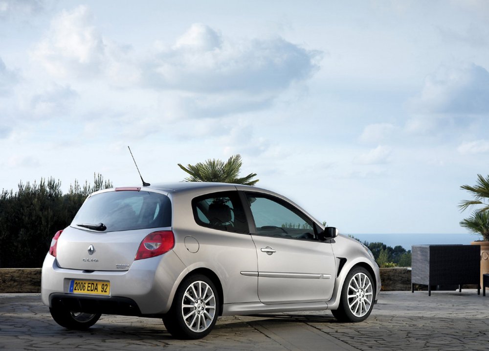 La historia del Renault Clio - Periodismo del Motor