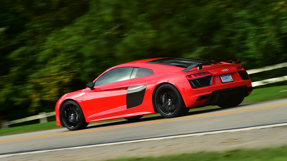 El Audi R8 V10 Underground Racing de 2.200 CV, en acción - Periodismo ...