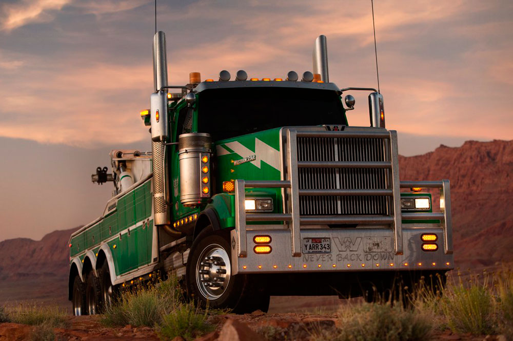 Michael Bay desvela otro Transformers: Onslaught, líder de los ...