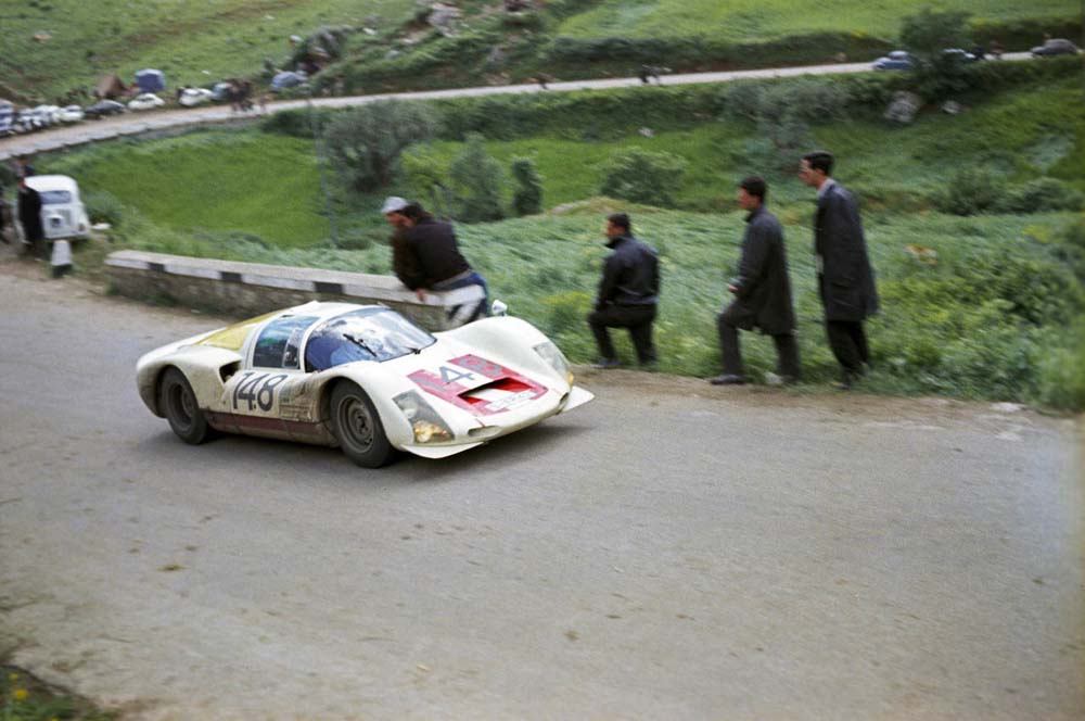 El Porsche 718 Cayman recorre la Targa Florio - Periodismo del Motor