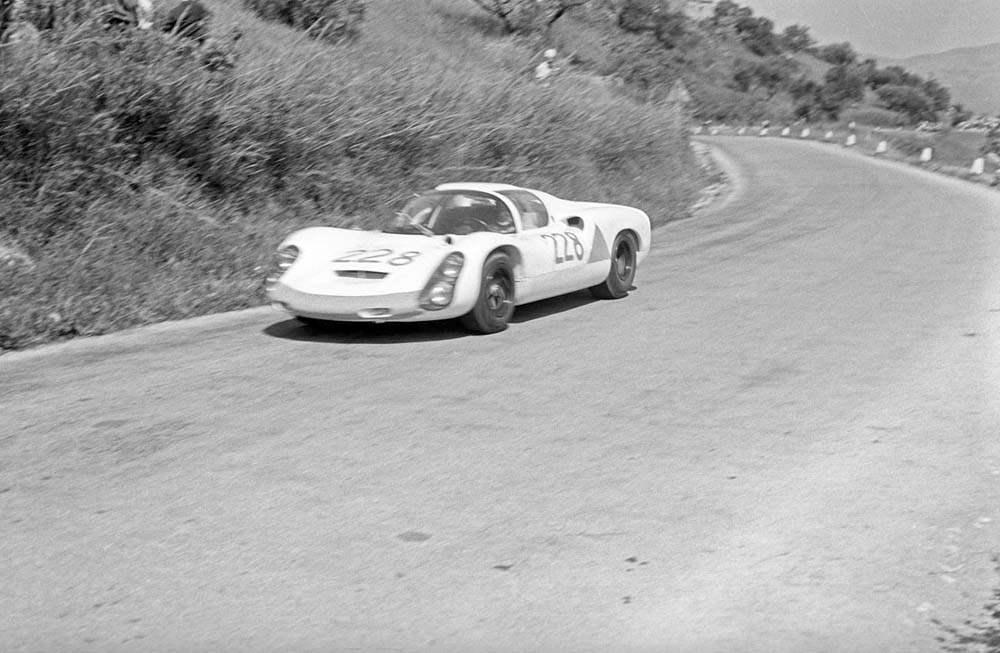 El Porsche 718 Cayman recorre la Targa Florio - Periodismo del Motor
