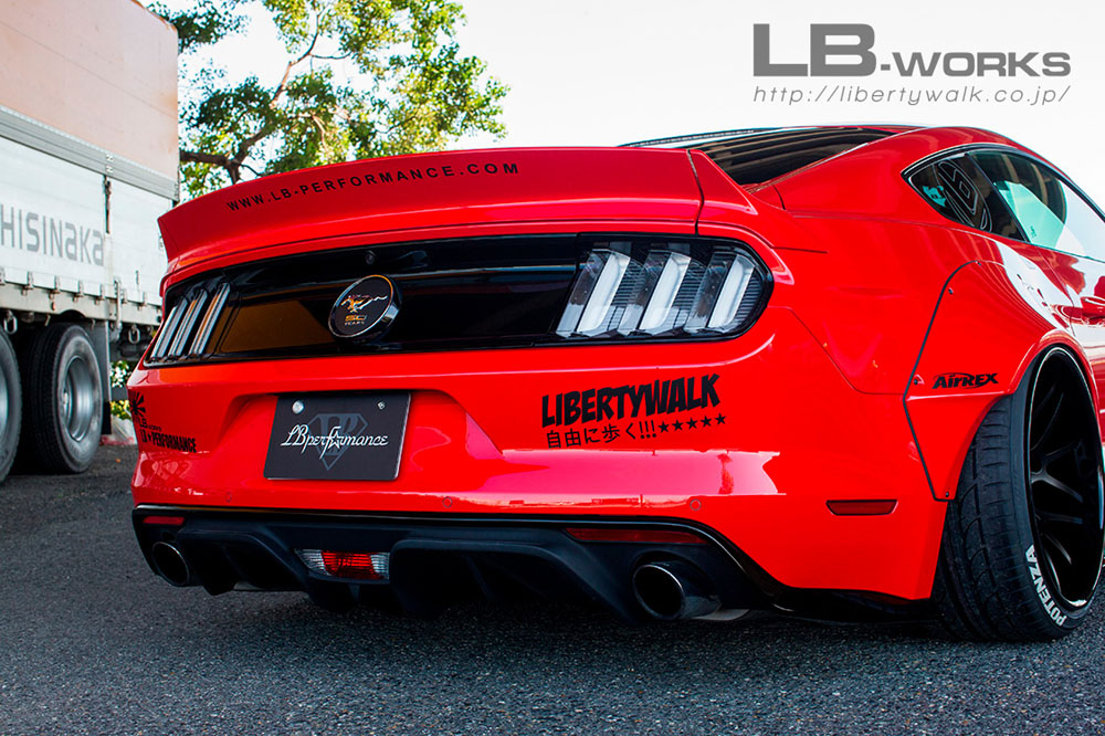 El Ford Mustang se somete al tratamiento de Liberty Walk - Periodismo ...