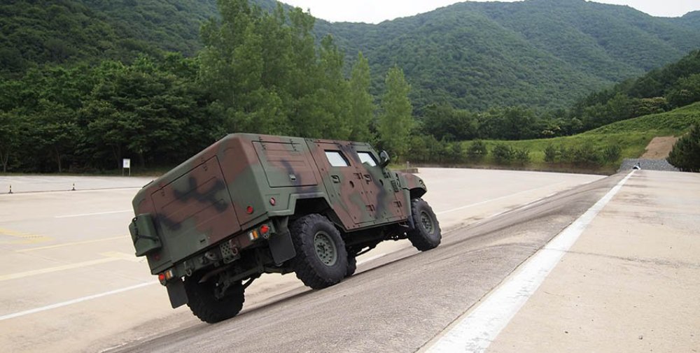 KIA Light Tactical Vehicle, el ‘Hummer’ de la marca coreana ...