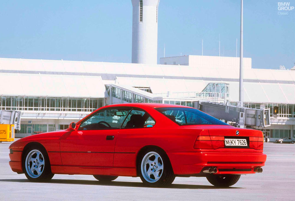 BMW 850 CSI: el último gran deportivo V12 de BMW