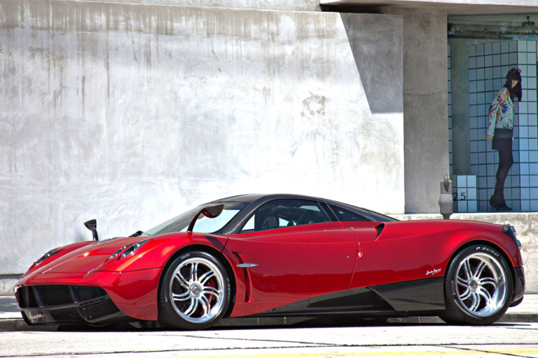 10 coches con puertas de alas de gaviota - Periodismo del Motor