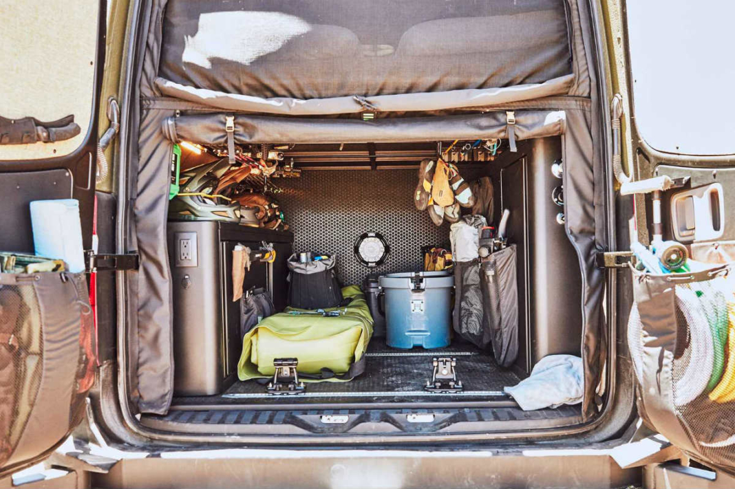 La Bruce Banner 4x4 SAS Sprinter es una camper extrema - Periodismo del ...