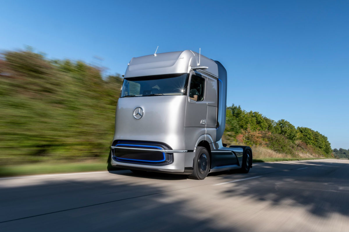 El Mercedes GenH2 es un camión de hidrógeno con 1.000 km de autonomía ...
