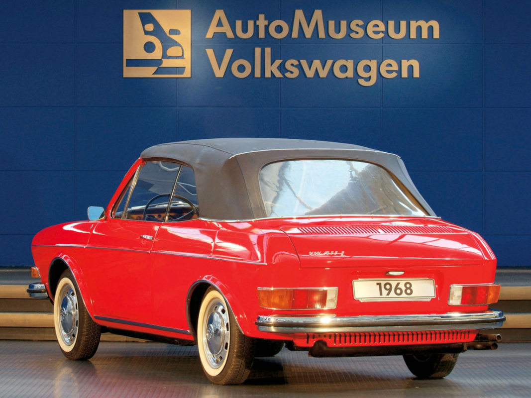 Volkswagen Type 4/411 (1968): el compacto familiar basado en el Beetle