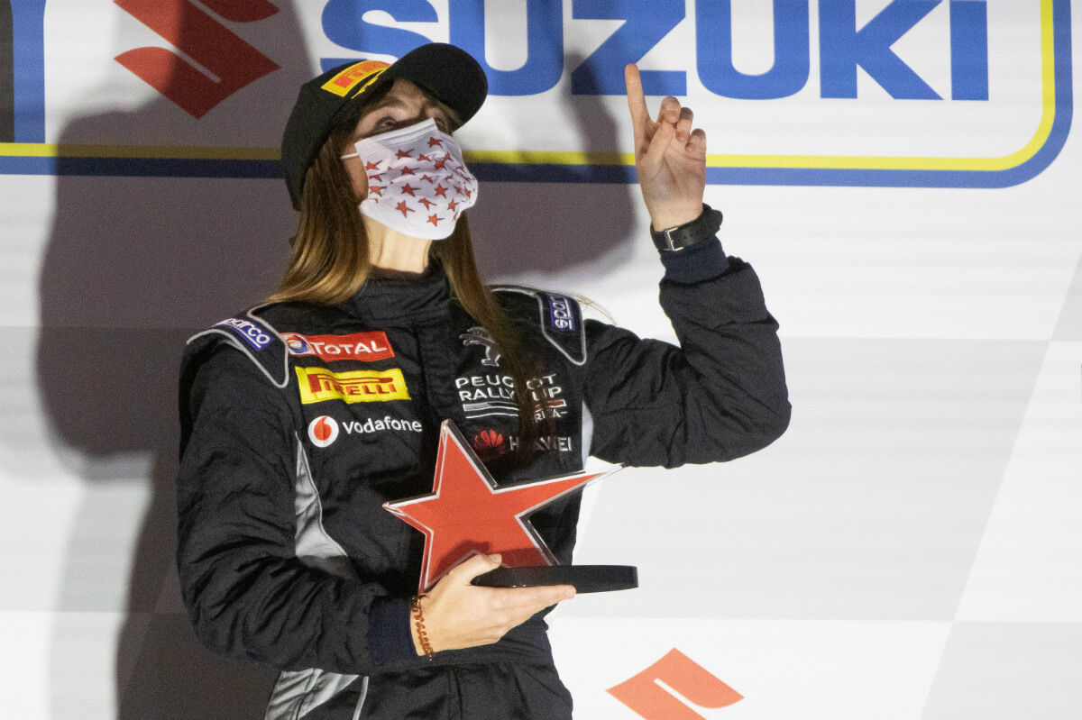 María Salvo recibe el Trofeo María de Villota a la Superación 2020 ...