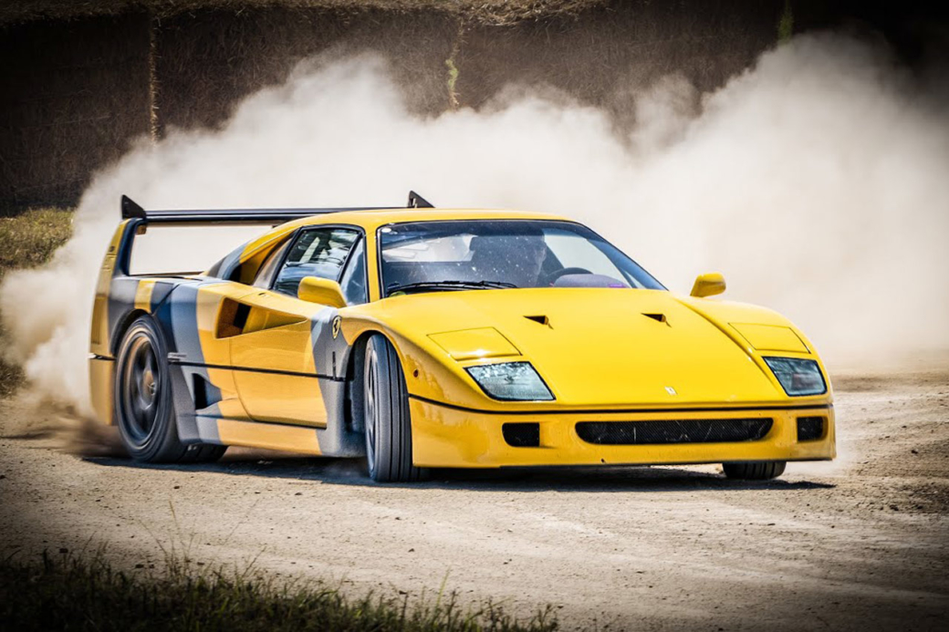 Vídeo: un Ferrari F40 derrapando sobre tierra - Periodismo del Motor