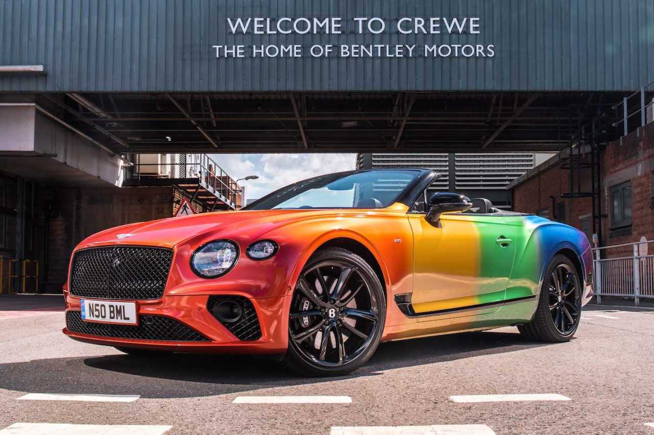 7 marcas de coches que celebran el Orgullo Gay - Periodismo del Motor