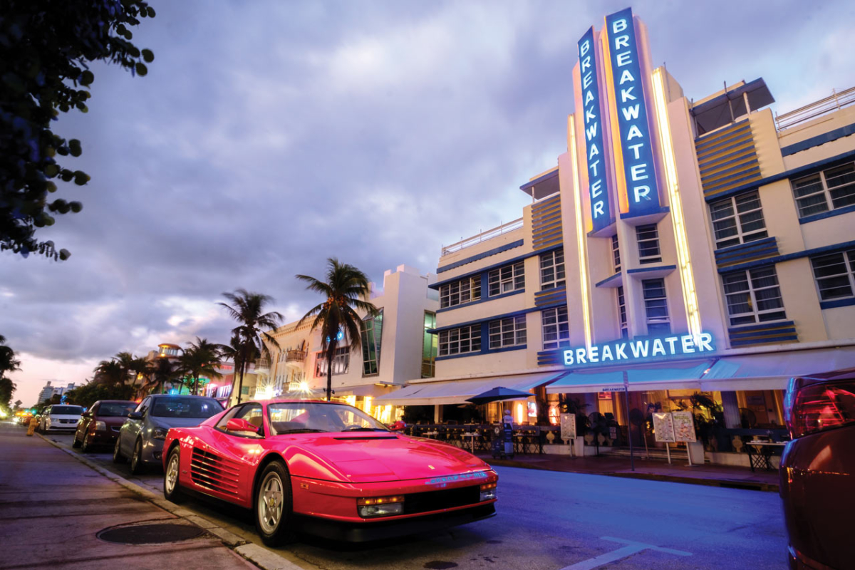 PRUEBA: Ferrari Testarossa - Periodismo del Motor
