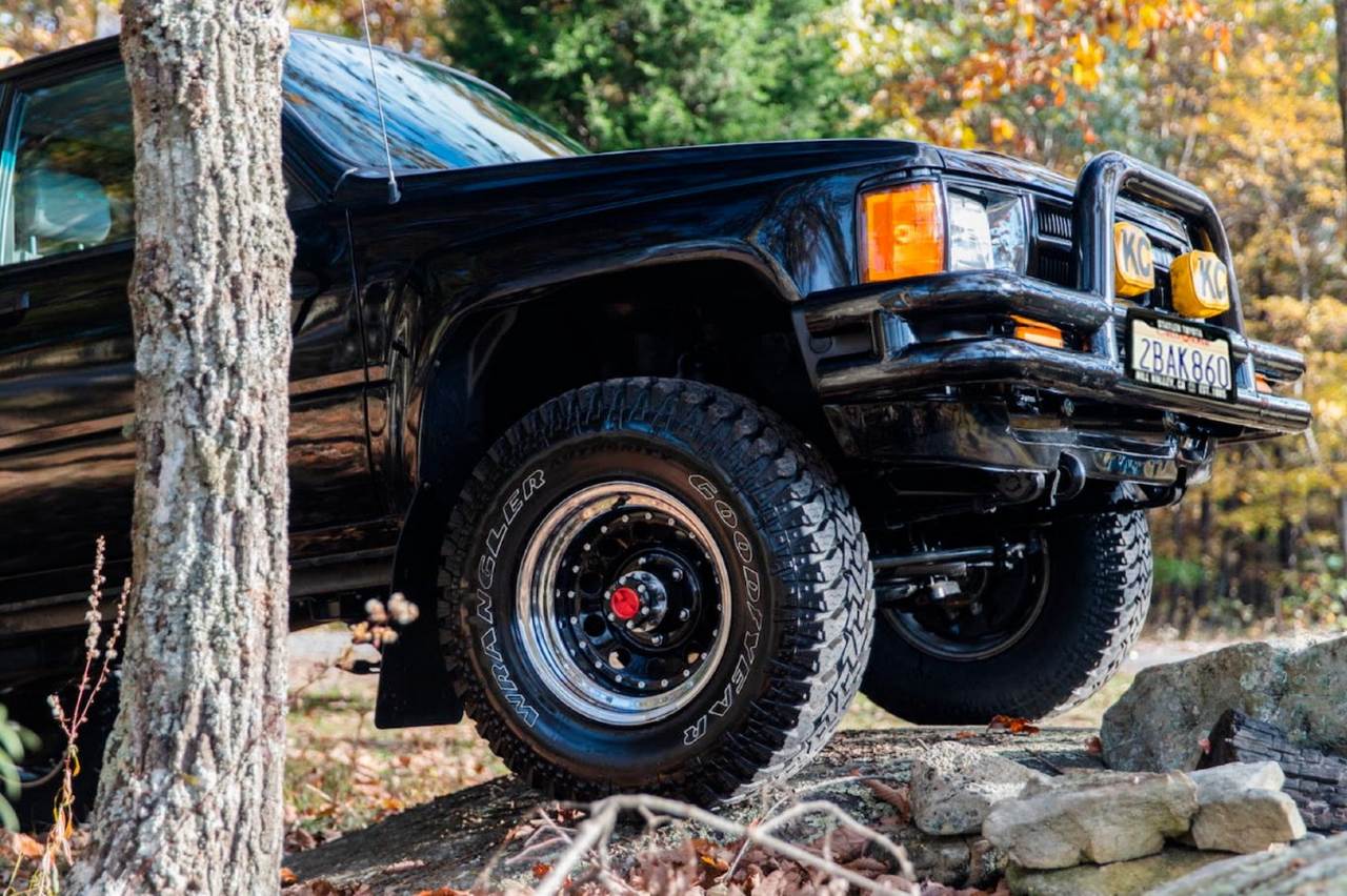 Sale a subasta un Toyota SR-5 como el de Regreso al Futuro - Periodismo ...