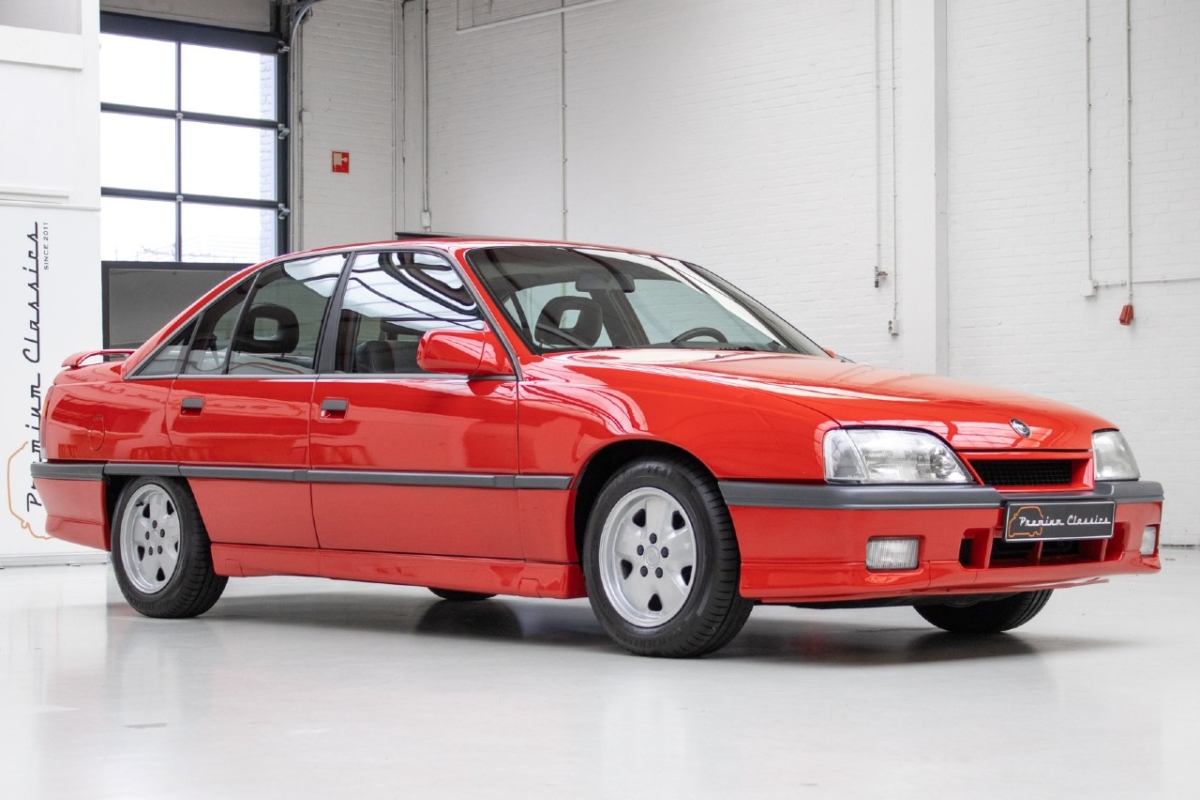 A la venta un Opel Omega 3000 de 1990 con 66.000 kilómetros ...