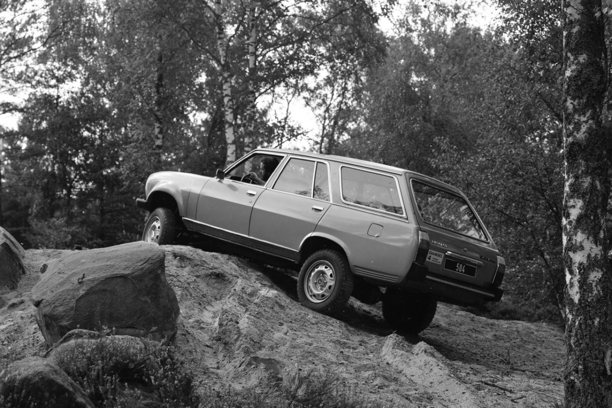 Peugeot 504 4x4 Dangel: 40 años del primer modelo de la marca con ...