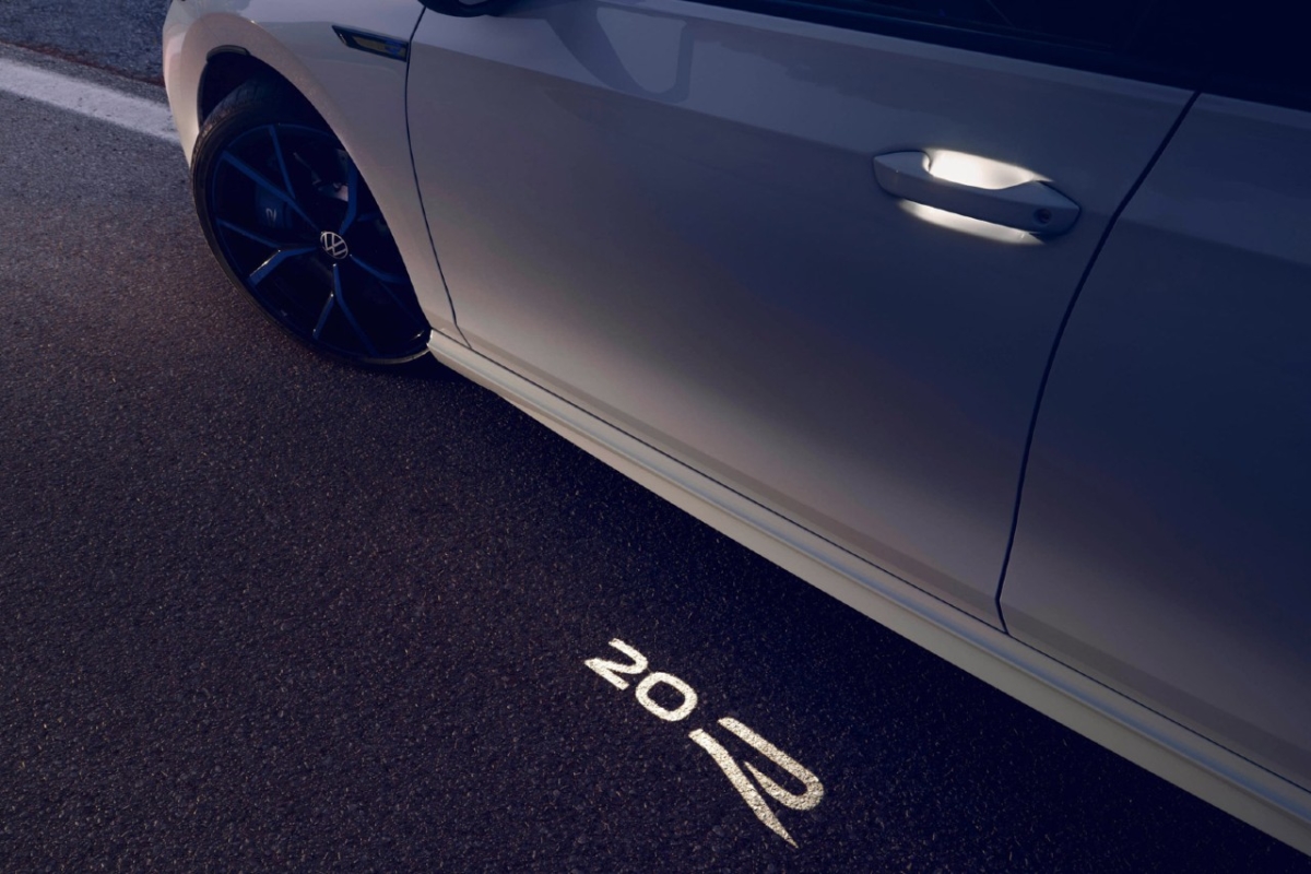 Volkswagen Golf R 20 Years Edition: el Golf más potente - Periodismo ...