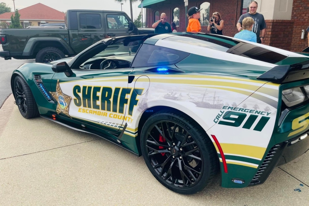 La Oficina del Sheriff de Florida estrena un Corvette Z06 como coche ...