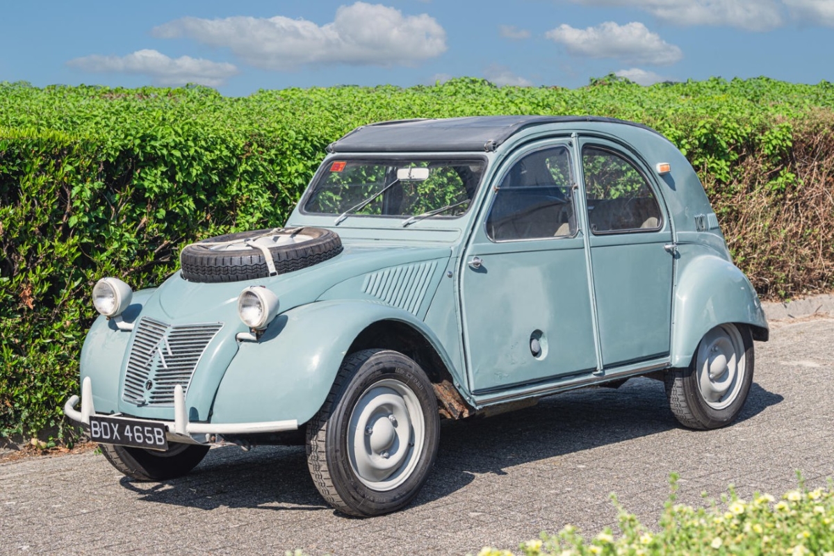A la venta un Citroën 2CV 'Sahara' AZ 4x4 de 1964 - Periodismo del Motor