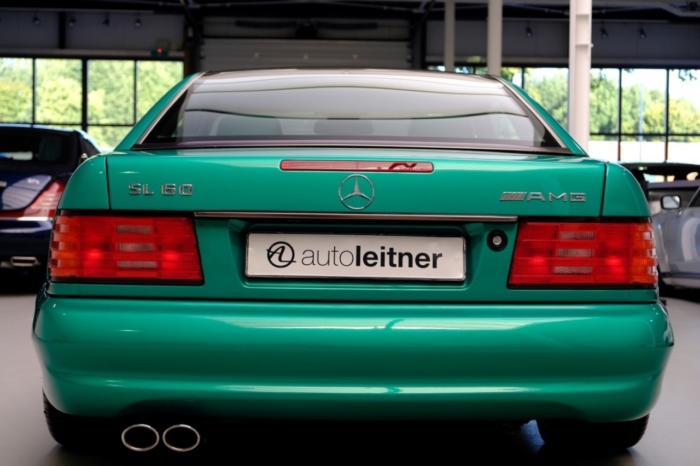 A la venta este exclusivo Mercedes-Benz SL 60 AMG Roadster de 1997