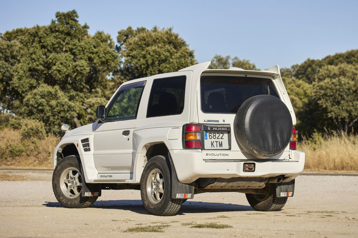 PRUEBA: Mitsubishi Pajero Evolution - Periodismo del Motor