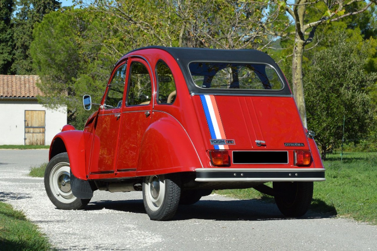 A subasta un raro Citroën 2CV 4x4 Voisin de 1982 - Periodismo del Motor
