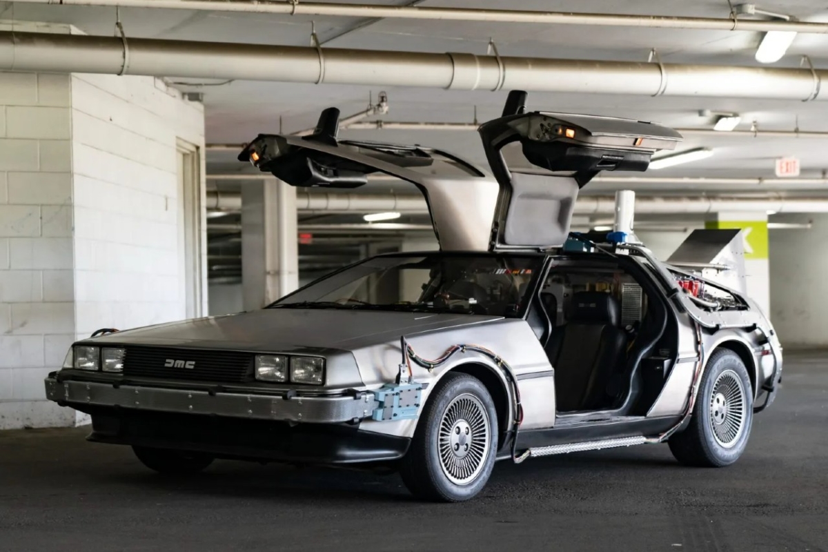 A subasta una espectacular réplica del DeLorean DMC-12 de 'Regresa al ...