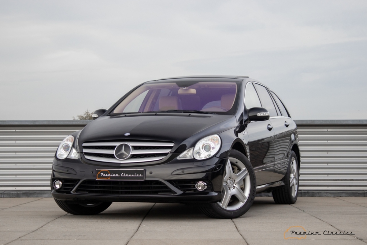 A la venta uno de los 84 Mercedes-Benz R63 AMG cortos fabricados