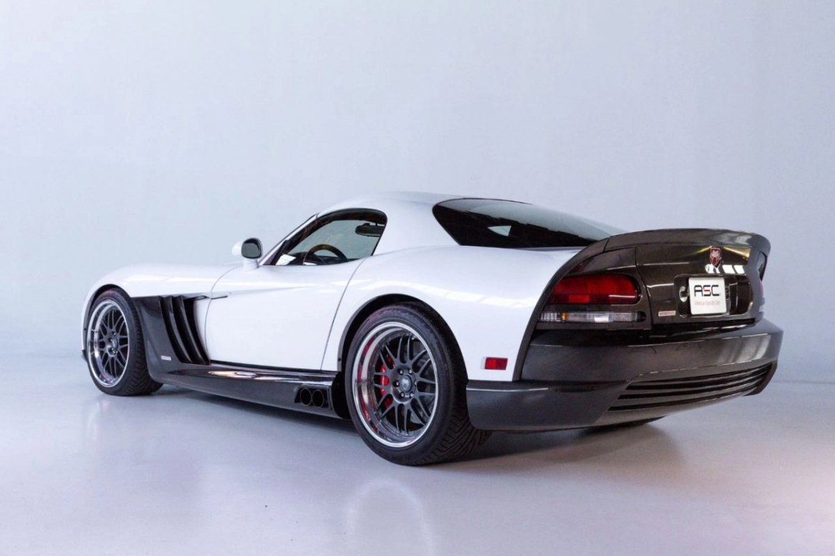 Vendido por 150.000 euros el único Dodge Viper con motor V10 modificado ...