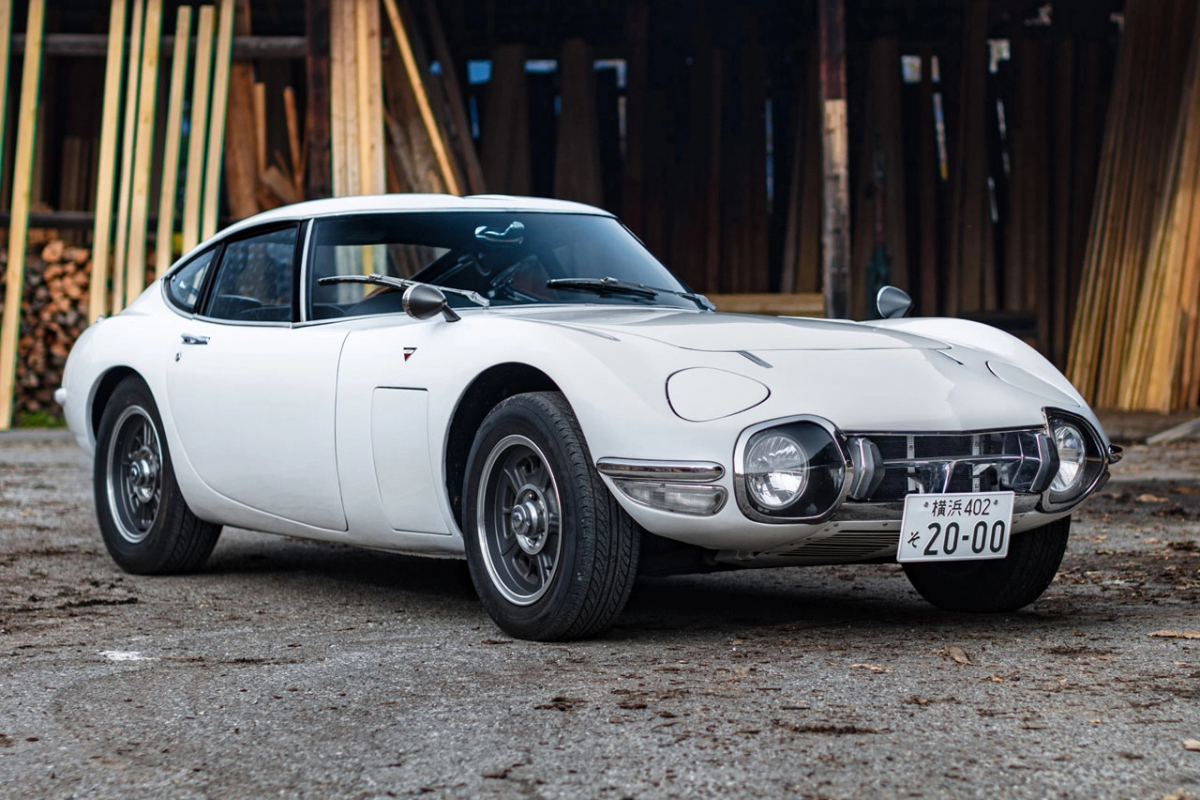 A subasta este Toyota 2000GT, uno de los 337 construidos - Periodismo del Motor