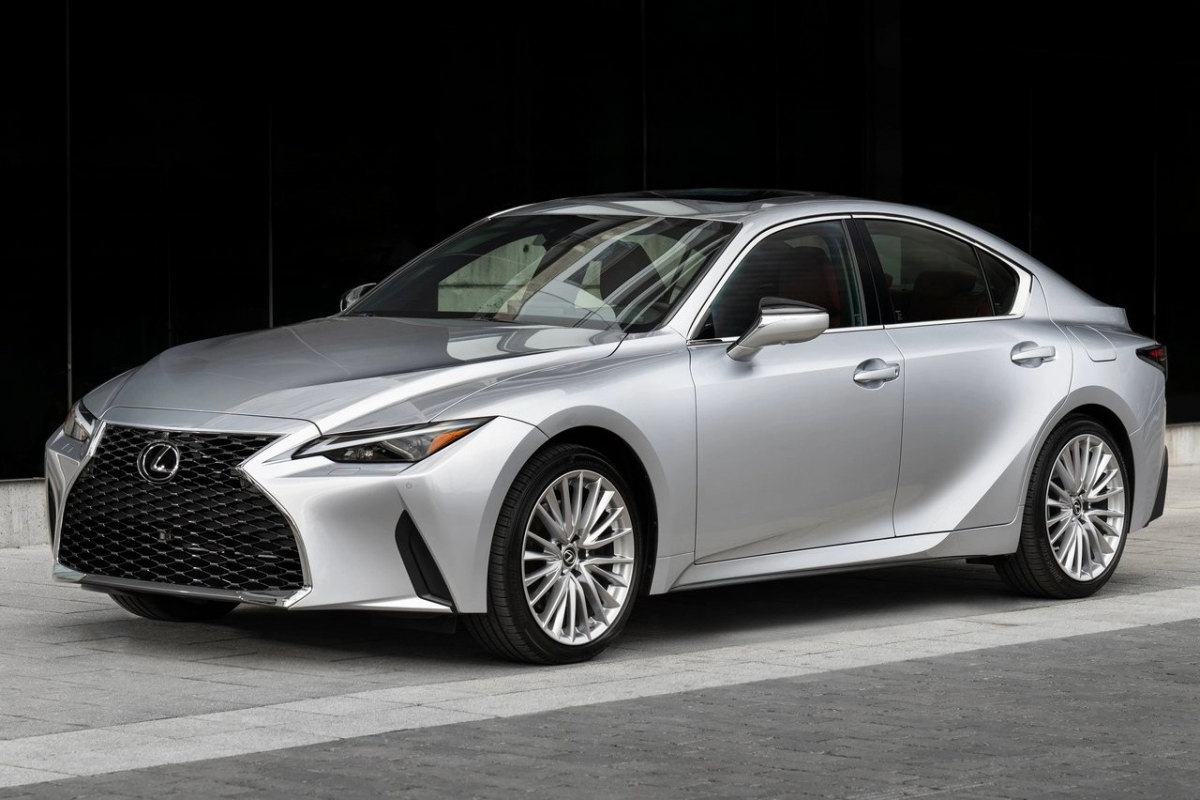 Lexus explica qué significa cada una de las designaciones de sus ...