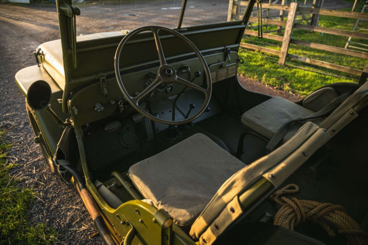 A subasta el Ford GPW Jeep utilizado por el rey Jorge VI en 1942