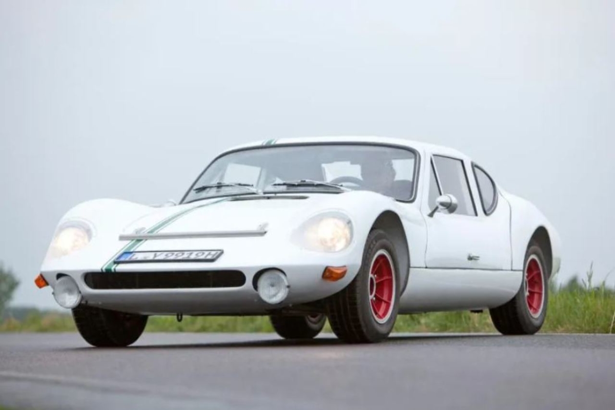 5 coches rusos que quizás no conocías - Periodismo del Motor