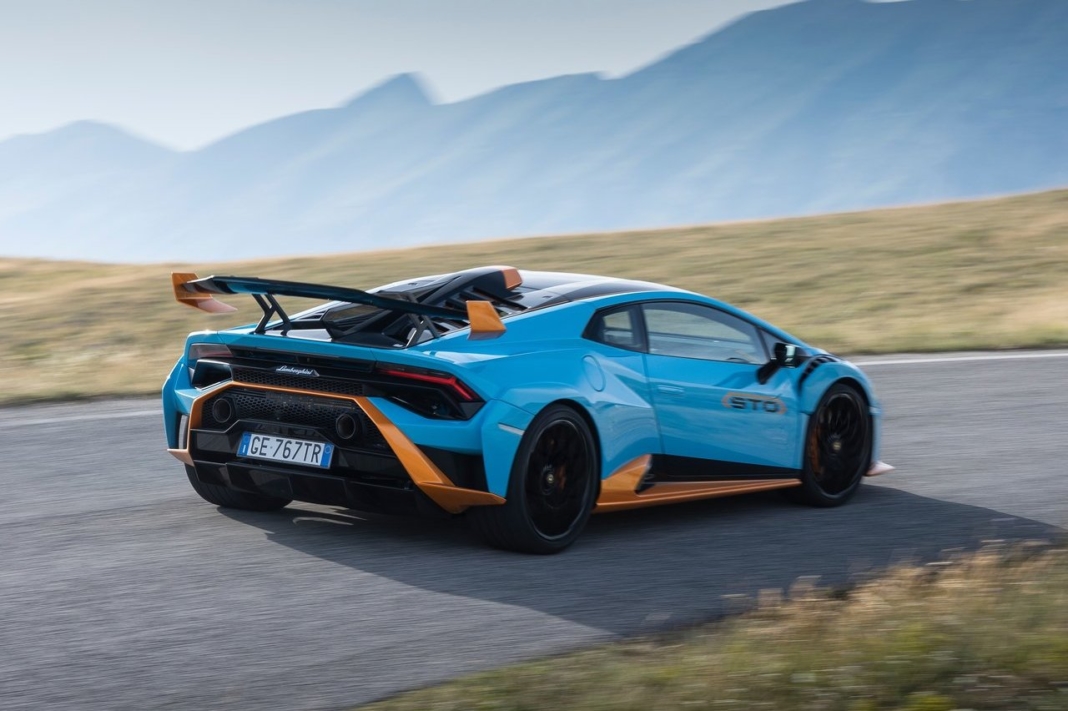 PRUEBA: Lamborghini Huracán STO - Periodismo del Motor