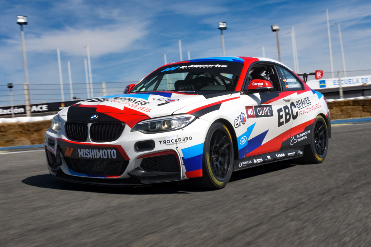 A la venta el BMW M240i Racing que participa en la Iberian Supercars ...