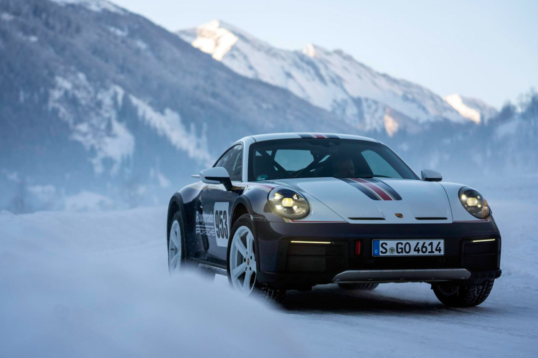 PRUEBA: Porsche 911 Dakar 992 Pack Rallye Design, ¡no es de postureo!