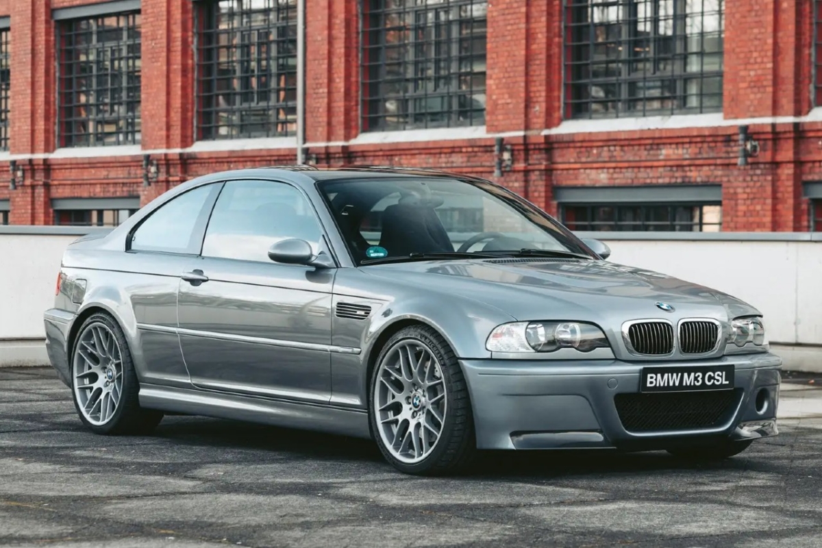A subasta un impecable BMW M3 CSL de 2003 - Periodismo del Motor