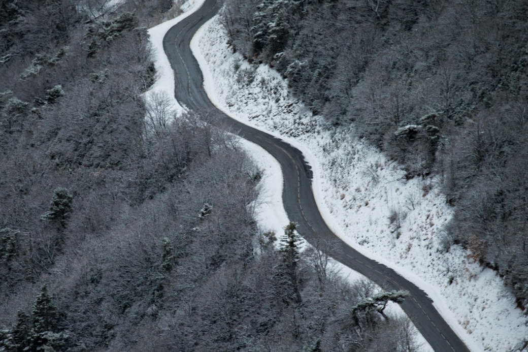 7 carreteras para amantes de las curvas - Periodismo del Motor