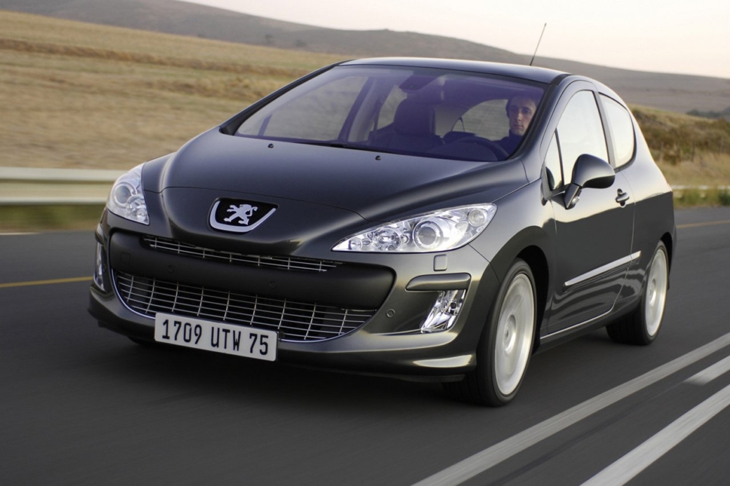 Esto es lo que han subido de precio los 10 coches que más se vendían en ...