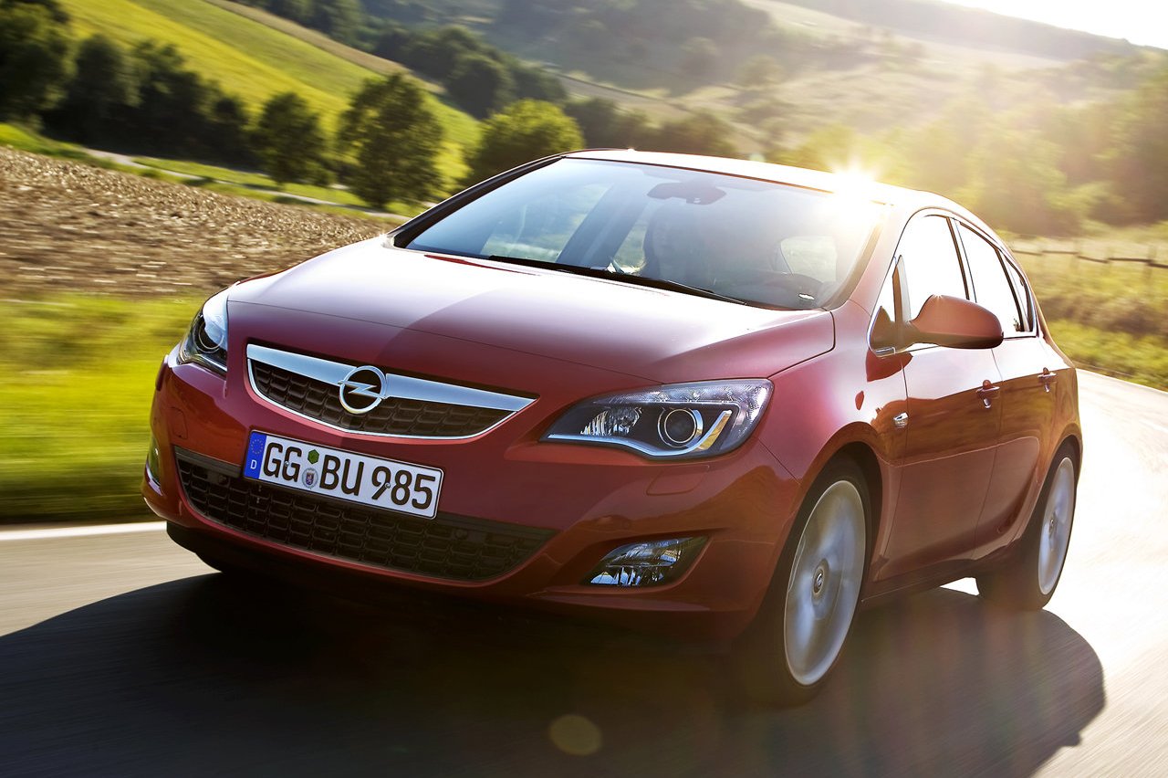 Esto es lo que han subido de precio los 10 coches que más se vendían en ...