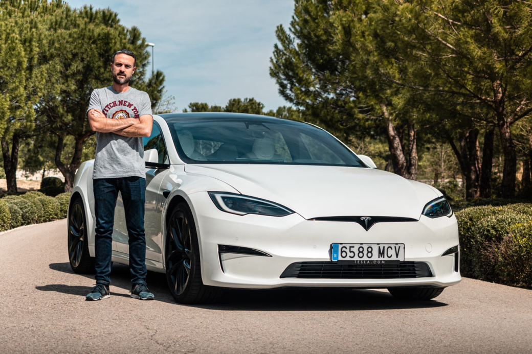 PRUEBA en VÍDEO del Tesla Model S Plaid - ¡Bruuutal!