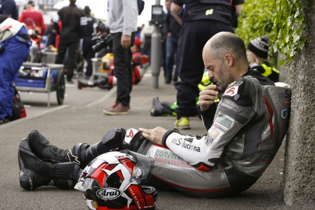 Muere el piloto español Raül Torras en un accidente en la Isla de Man ...