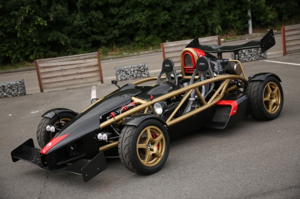 Subastan uno de los 25 Ariel Atom V8 construidos, ¡500 CV a 10.600 rpm ...